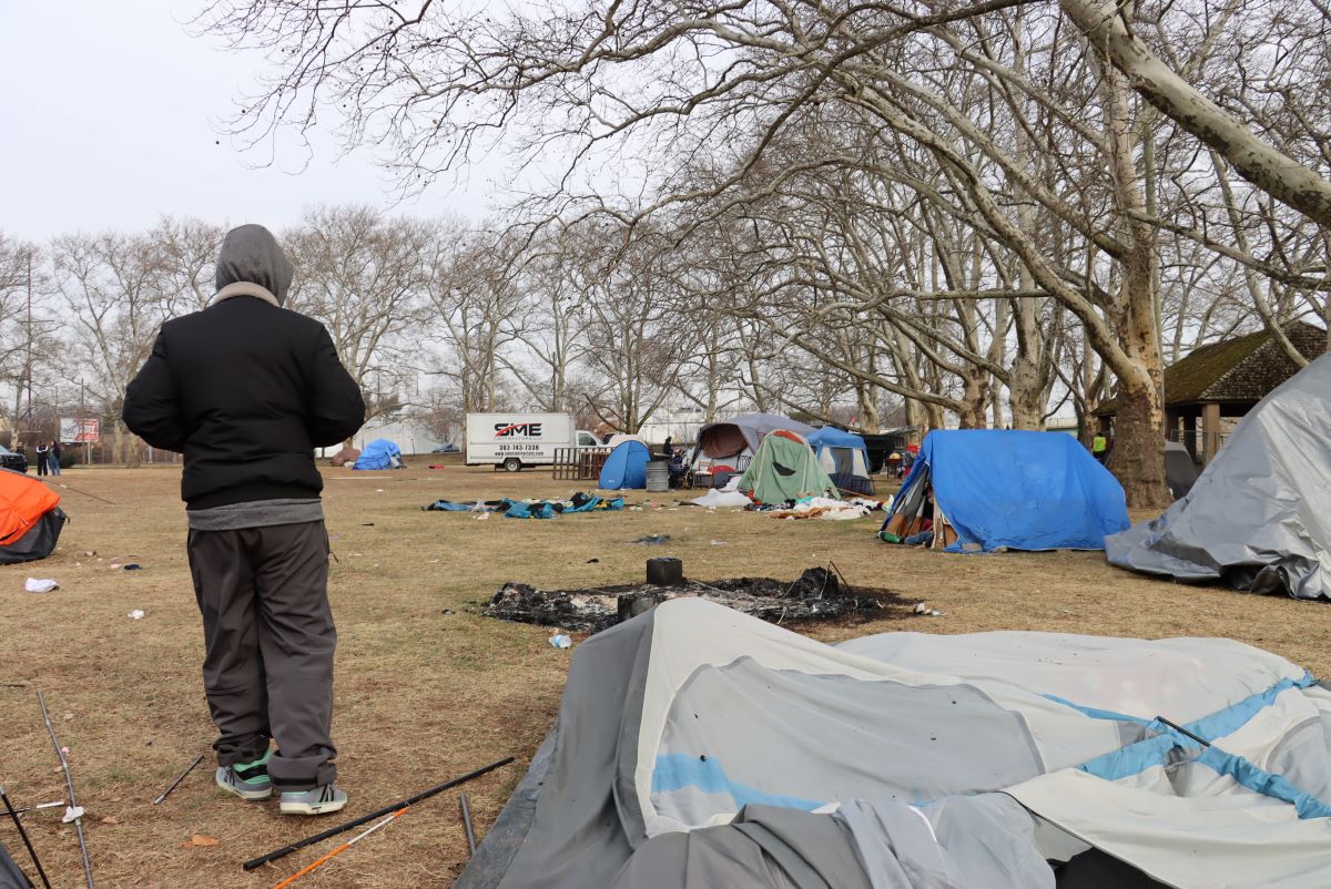 Wilmington hires nonprofit to manage Christina Park homeless camp ...